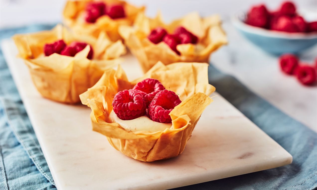 Sweet Lemon and Raspberry Filo Tarts Recipe | Dr. Oetker