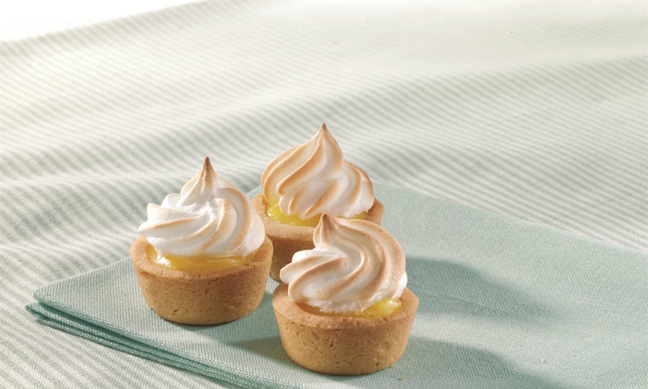 Mini Lemon Meringue Pies Recipe | Dr. Oetker