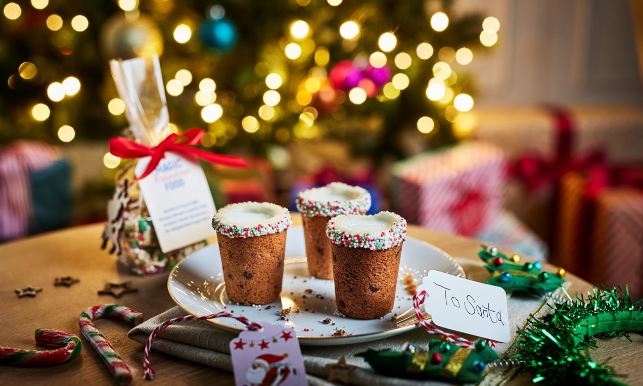 Christmas Cookie Cups Recipe | Dr. Oetker