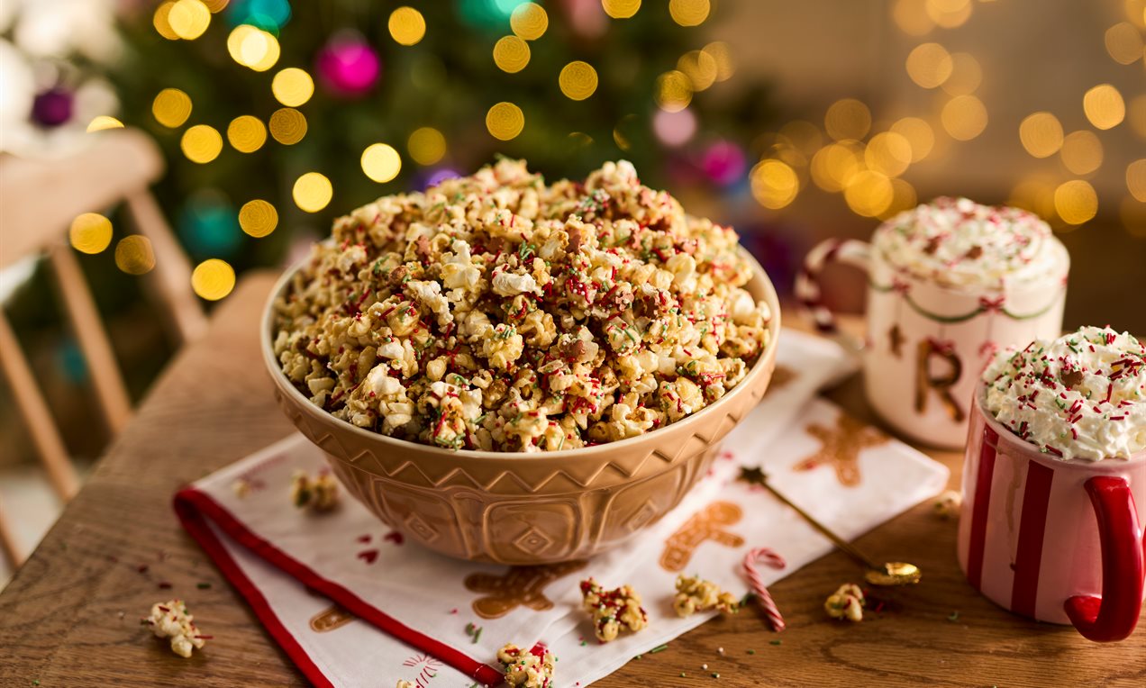 Christmas Toffee Popcorn Recipe | Dr. Oetker