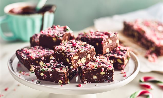 Triple Chocolate Christmas Fudge Recipe | Dr. Oetker