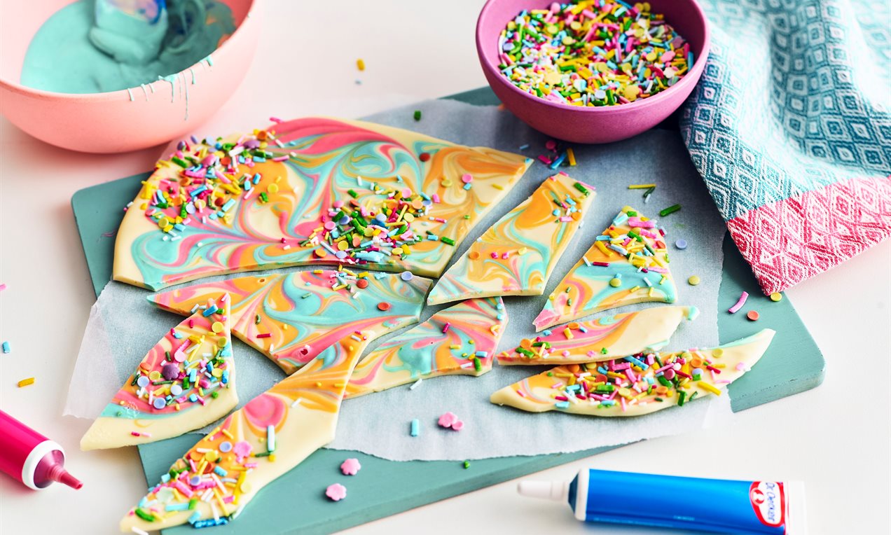 White Chocolate Rainbow Bark Recipe | Dr. Oetker