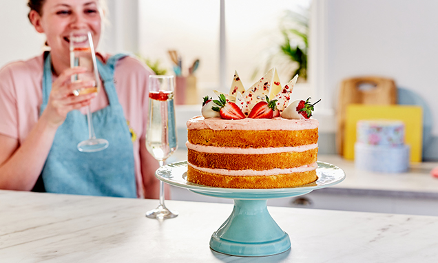 Prosecco Cake Recipe | Dr. Oetker