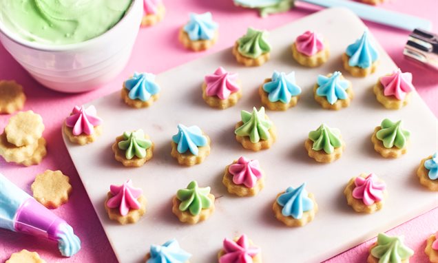 Iced Gems Recipe | Dr. Oetker